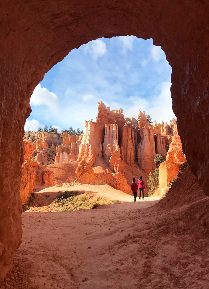 Navajo Loop and Queen's Garden Trail - Trails Near Me